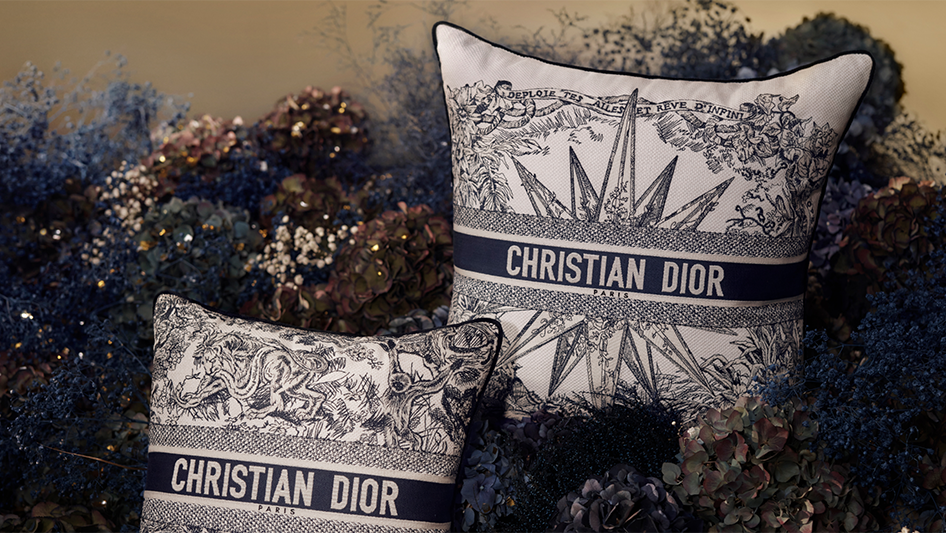 Dior Gifts in Fashion & Beauty: Iconic Gift Selections | DIOR