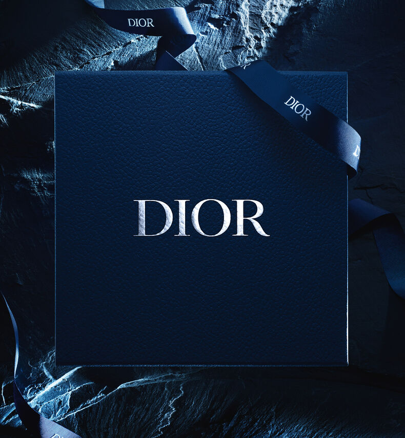 The Dior Art of Gifting: The Tradition and Savoir-Faire of the Gift