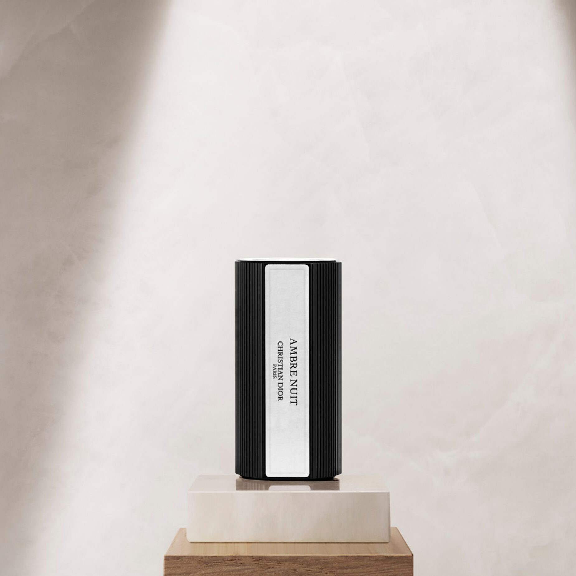 Ambre Nuit D-Air Capsule: Parfum Diffuser Navulling | DIOR NL